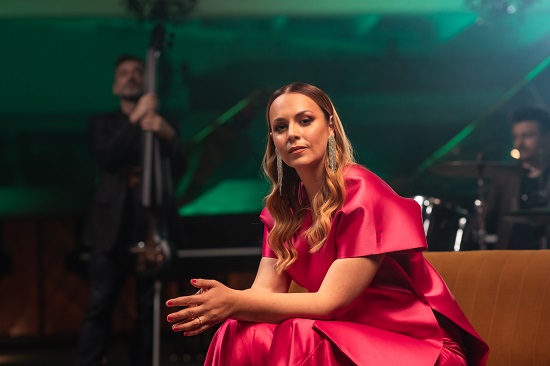 MAYA SAR OBJAVILA SPOT ZA JAZZ-POP BALADU “LJUBAV”
